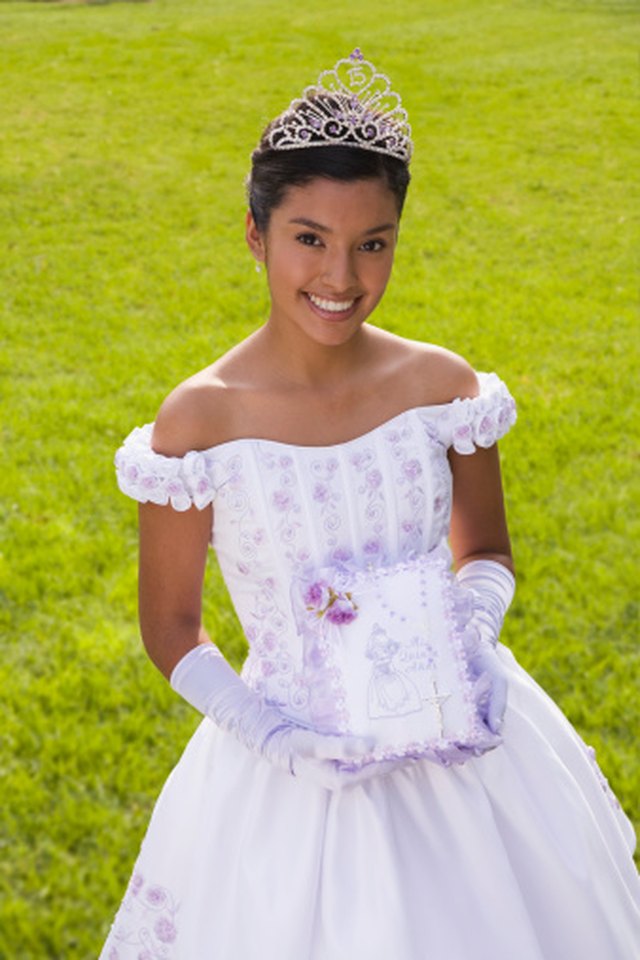 What Do You Give For A Quinceanera EHow