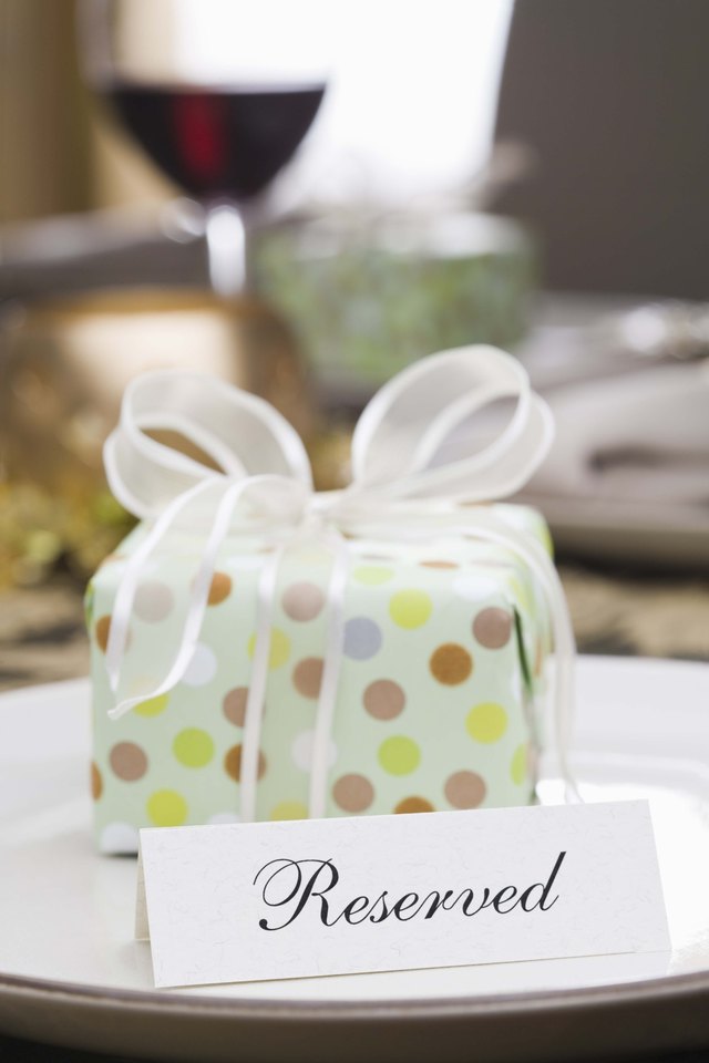 How To Make Reserved Signs For Tables Ehow